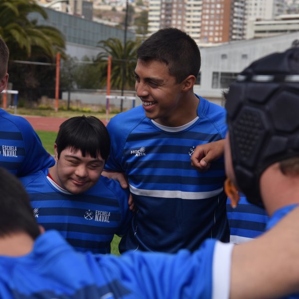 Seleccionado de Rugby de la Escuela Naval realizó entrenamiento junto a ...