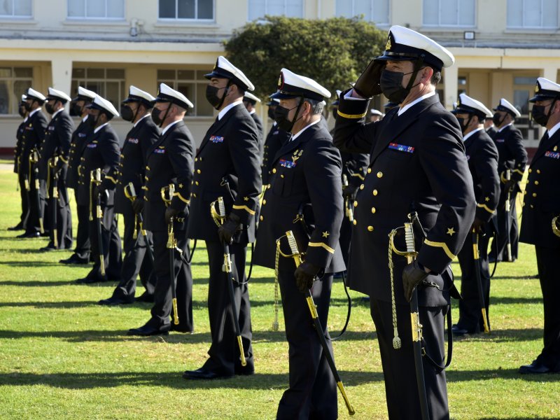 Emotiva ceremonia de despedida de Suboficiales Mayores de la Armada | Armada de Chile