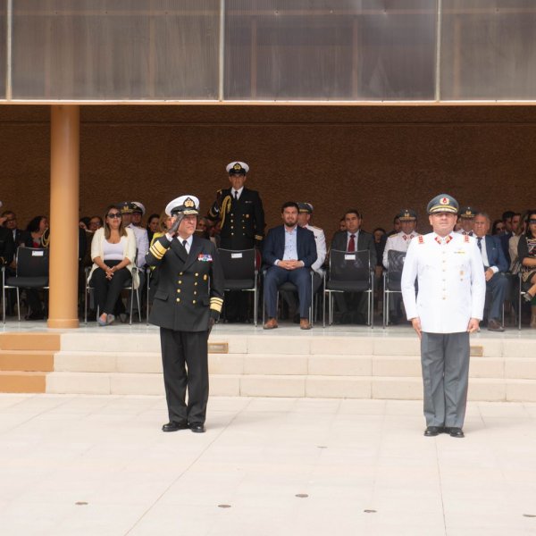 Vicealmirante José Luis Fernández entregó el mando del Comando Conjunto ...