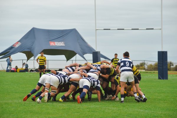 Escuela Naval se coronó campeón en el clásico partido de rugby contra ...