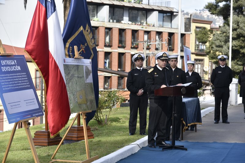 Ministerio de Defensa, Bienes Nacionales y Armada de Chile firman acta ...