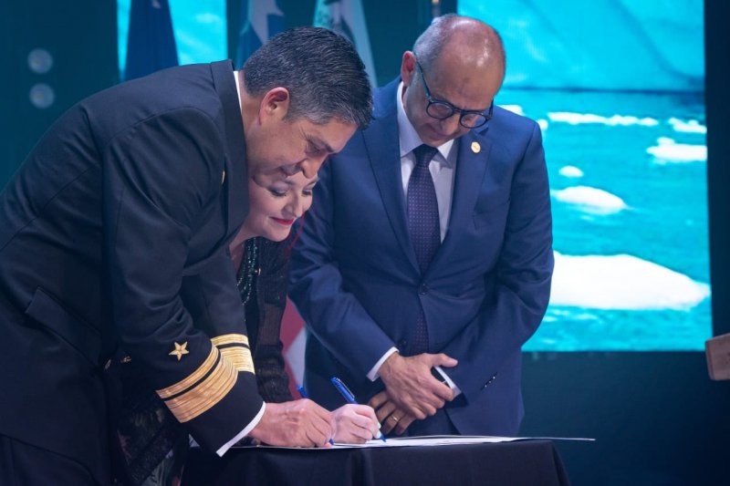 Armada de Chile y la Asociación de Radiodifusores de Chile (ARCHI ...