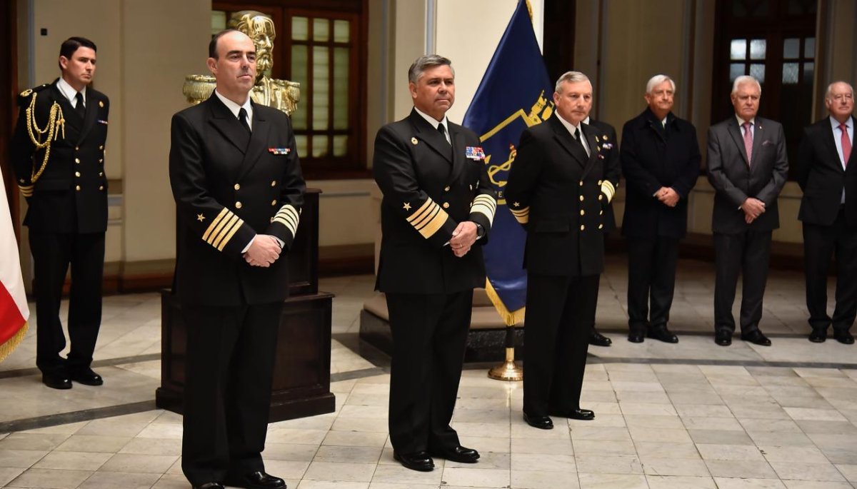 Armada de Chile celebra 40 años de la revista institucional “Vigía” | Armada de Chile