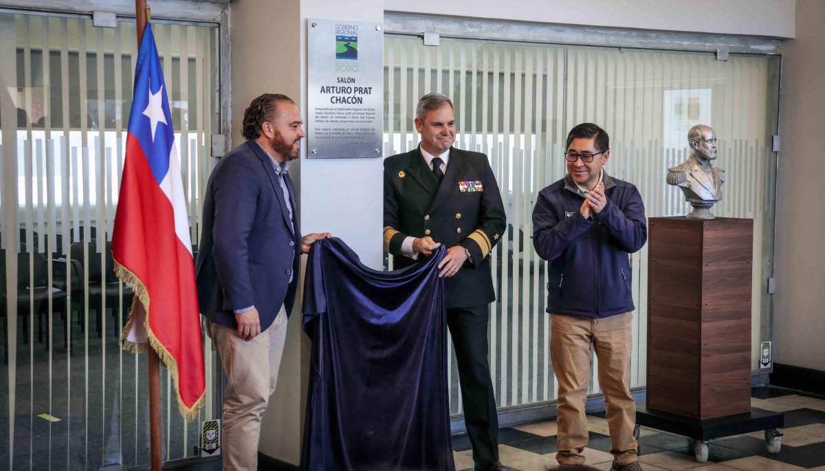GORE Biobío inaugura salón de ingreso a la repartición pública con el ...